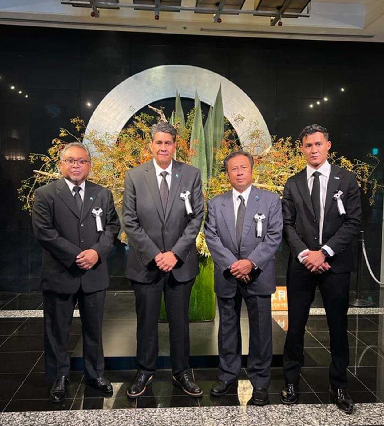 President Whipps and former President Remengesau attend Abe’s funeral ...